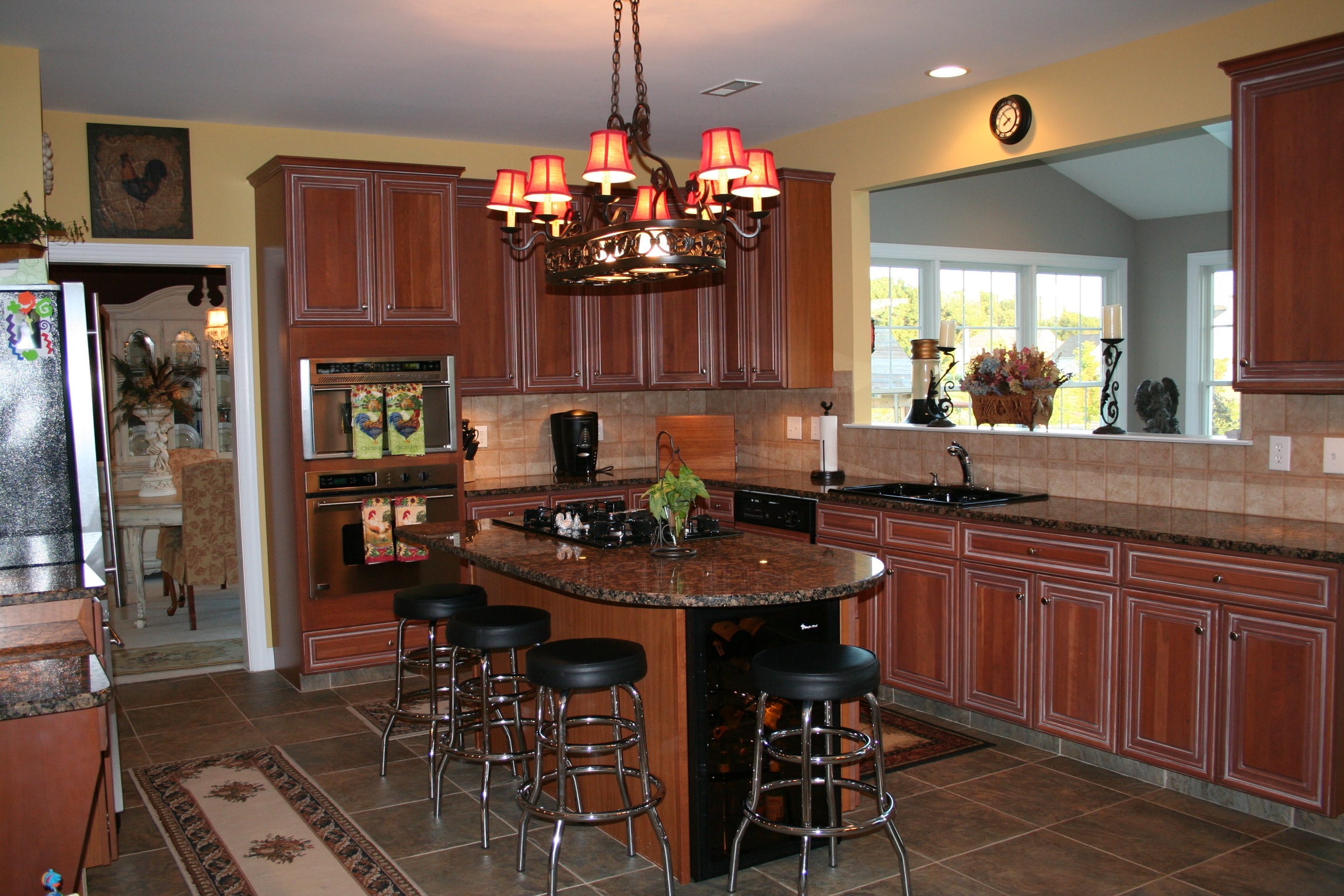 Choosing the Right Lighting for Your Kitchen Style