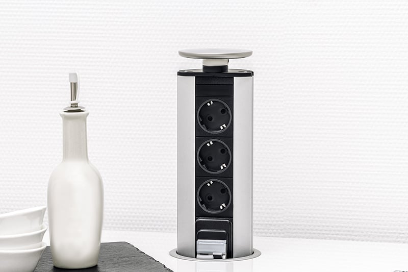 Hide Your Electrical Outlets to Streamline Your Kitchen Design