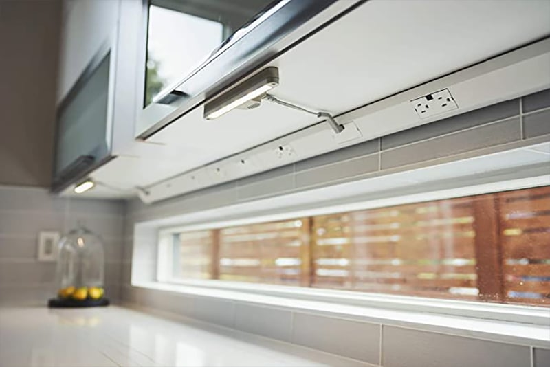 Hide Your Electrical Outlets to Streamline Your Kitchen Design