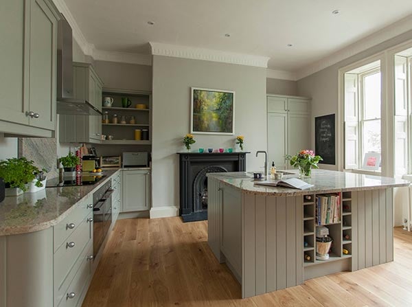 How to Create A True English Kitchen
