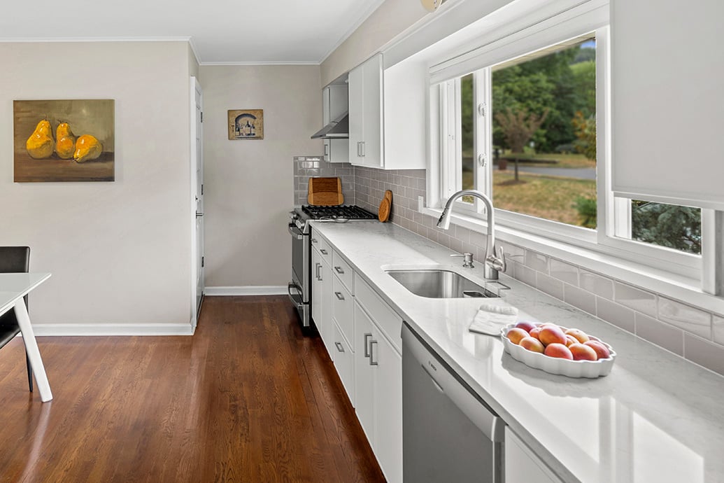 A Guide to American-Made Quartz Kitchen Countertops