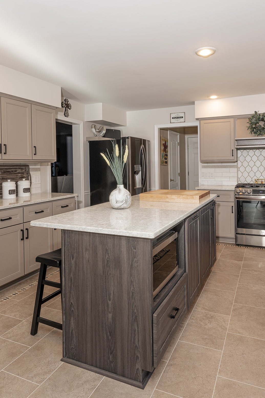 Mix and Match Your Kitchen Countertops