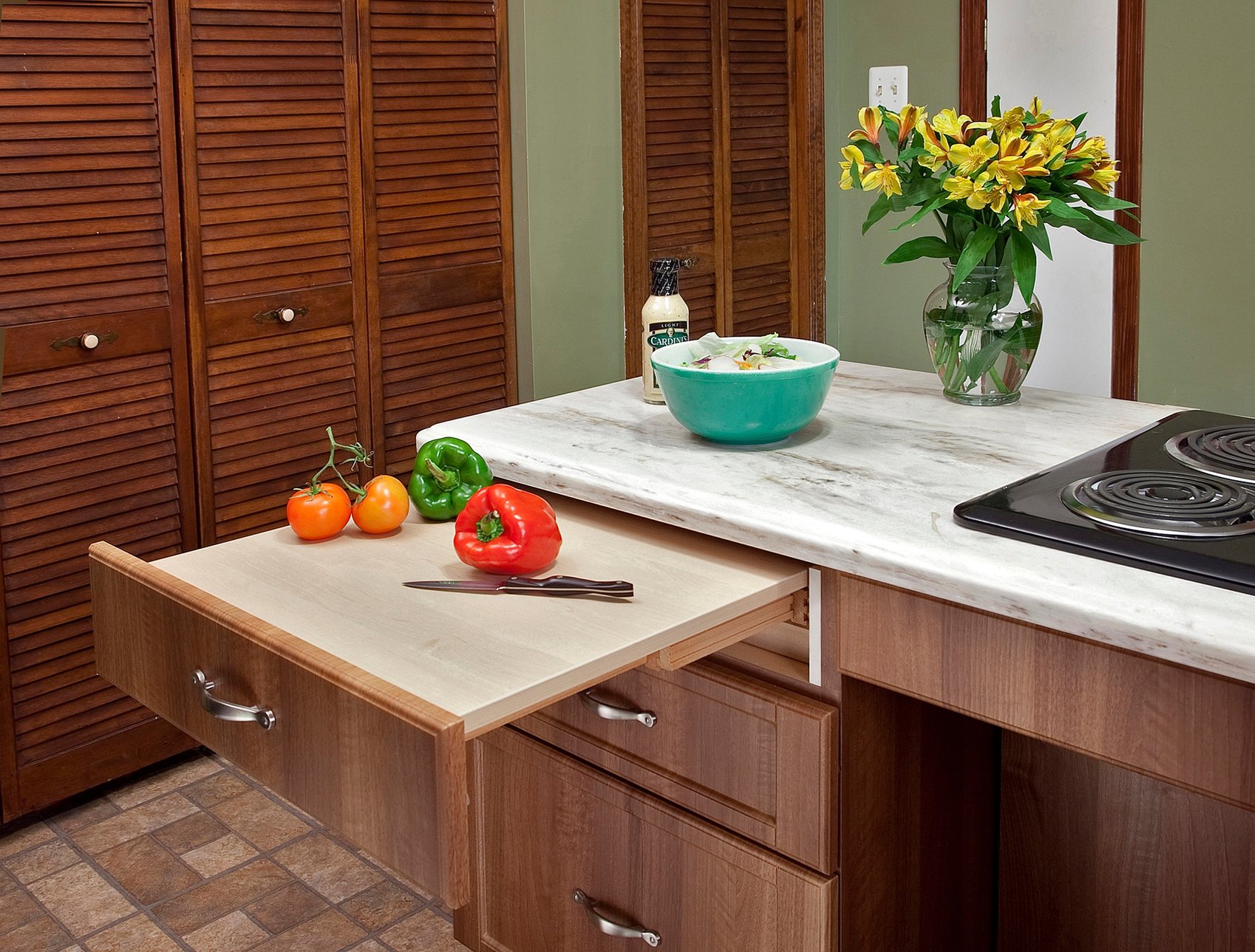 Age Gracefully by Having Your Kitchen Adapt to You