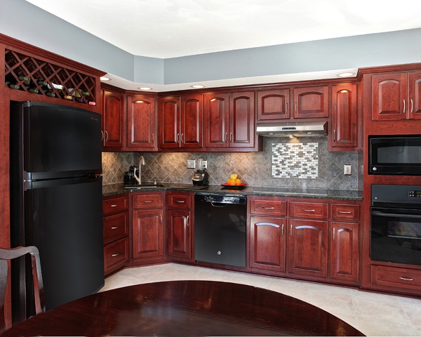 10 Ways Cabinet Remodeling Can Transform Your Kitchen